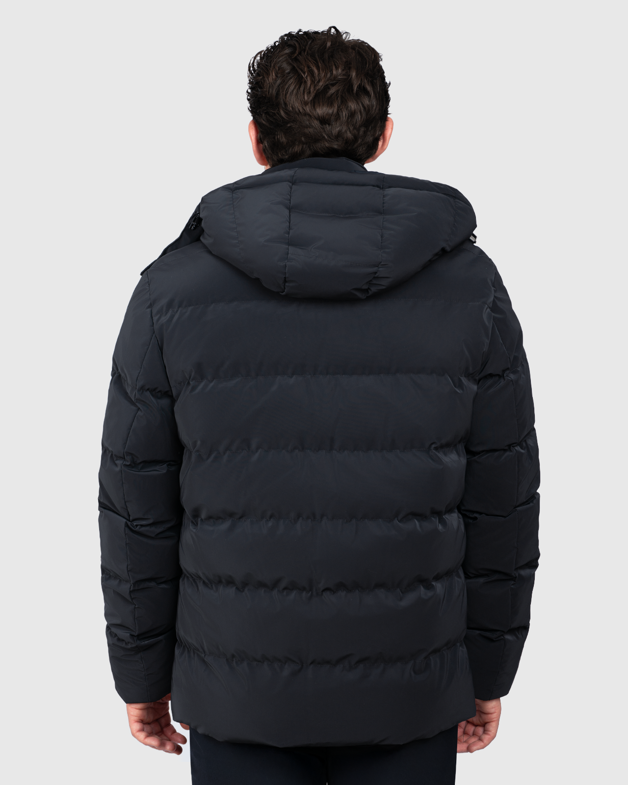 JAKNE (CODE 110 NAVY) – Luciano